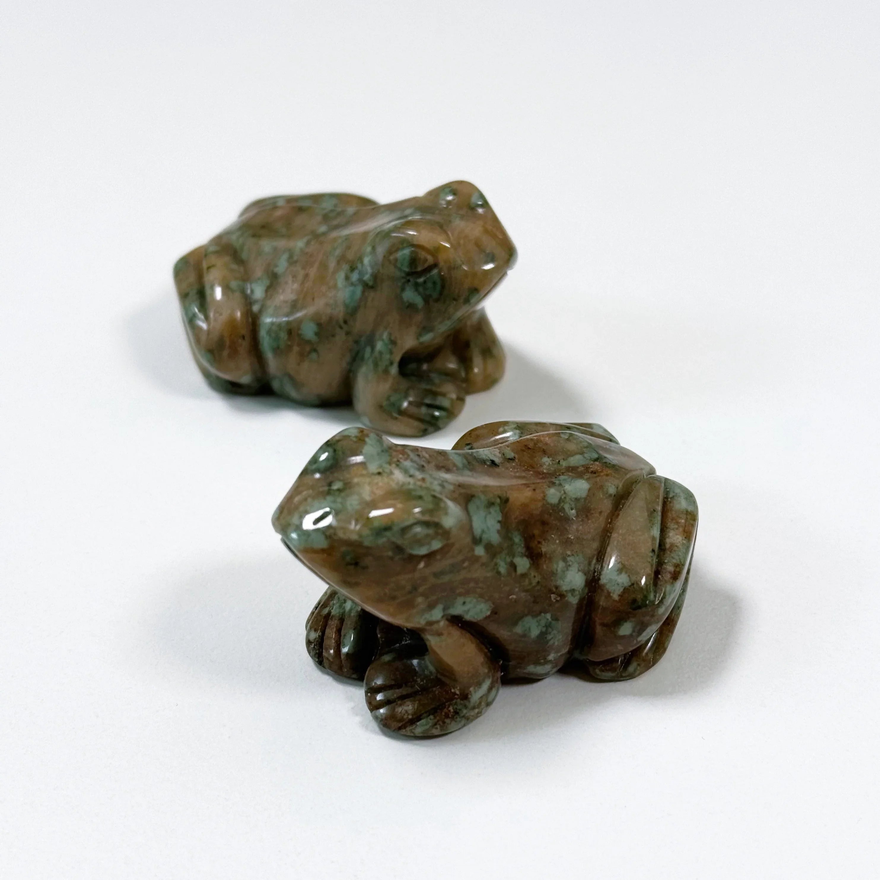PICK YOUR OWN: NUNDOORITE MEDIUM FROG – The Mineral Maven